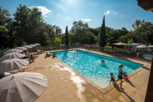 Sources de fraîcheur au Camping Beau Rivage à Navarrenx - Camping Beau ...